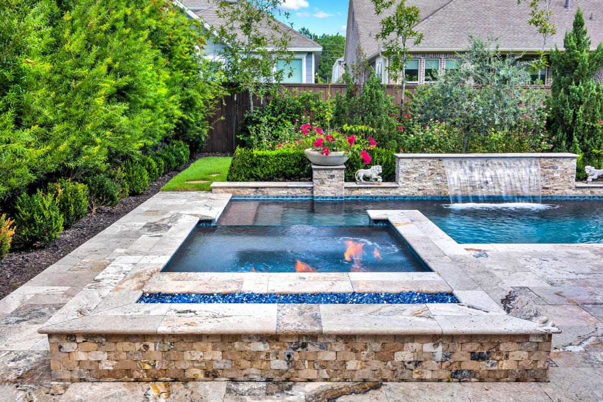 Pool Landscaping Tips And Ideas | Challenger Pools